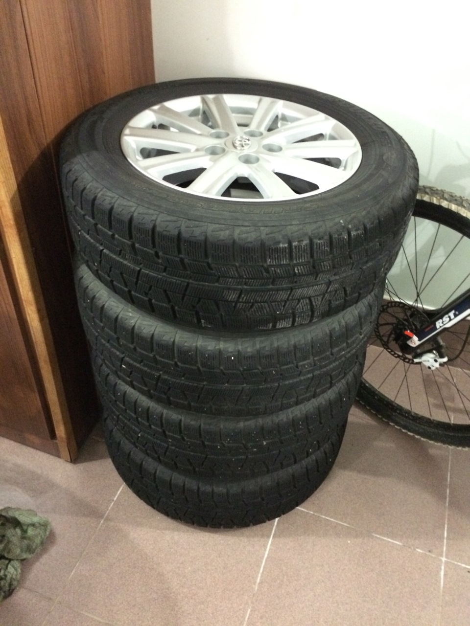 Продаются колеса на Тойоту — DRIVE2