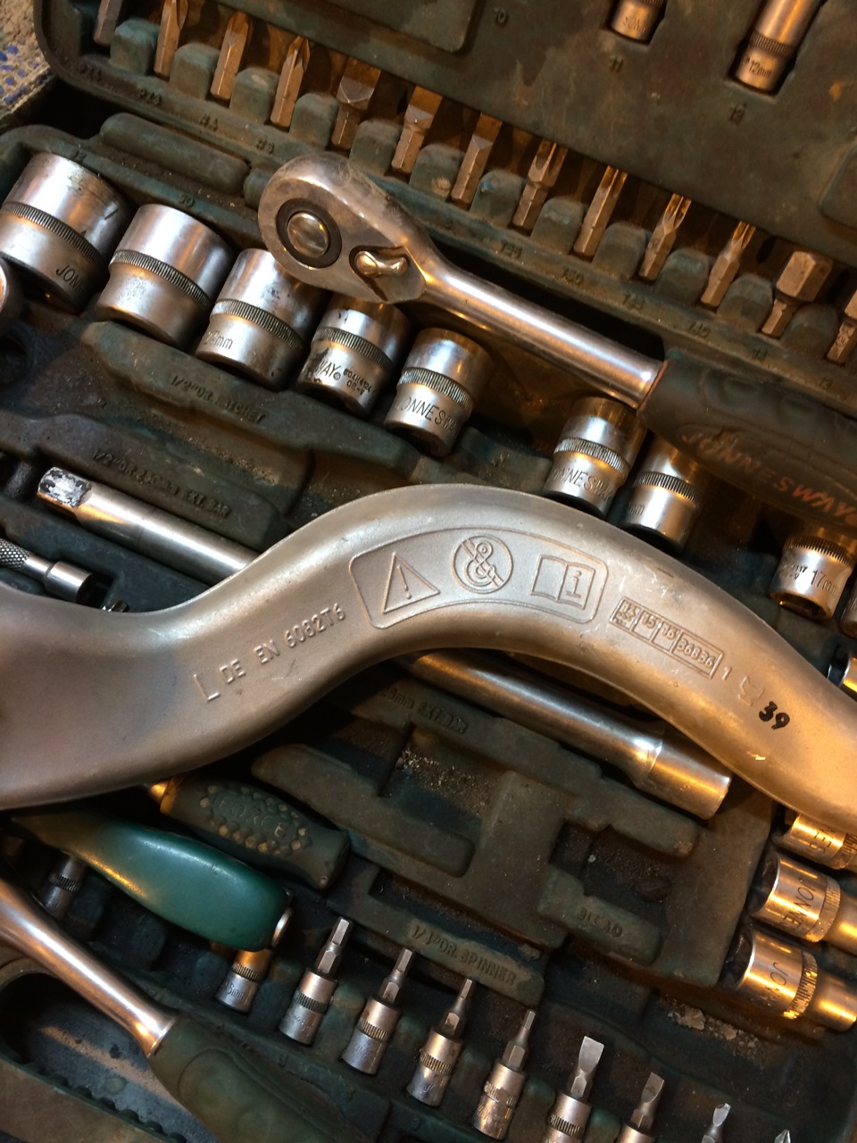 306276 Шарнирный комплект, приводной вал LOEBRO | Запчасти на DRIVE2