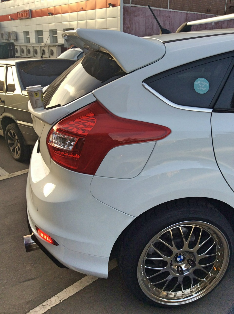 LED(Катафоты) — Ford Focus Hatchback III, 2 л, 2012 года | тюнинг | DRIVE2