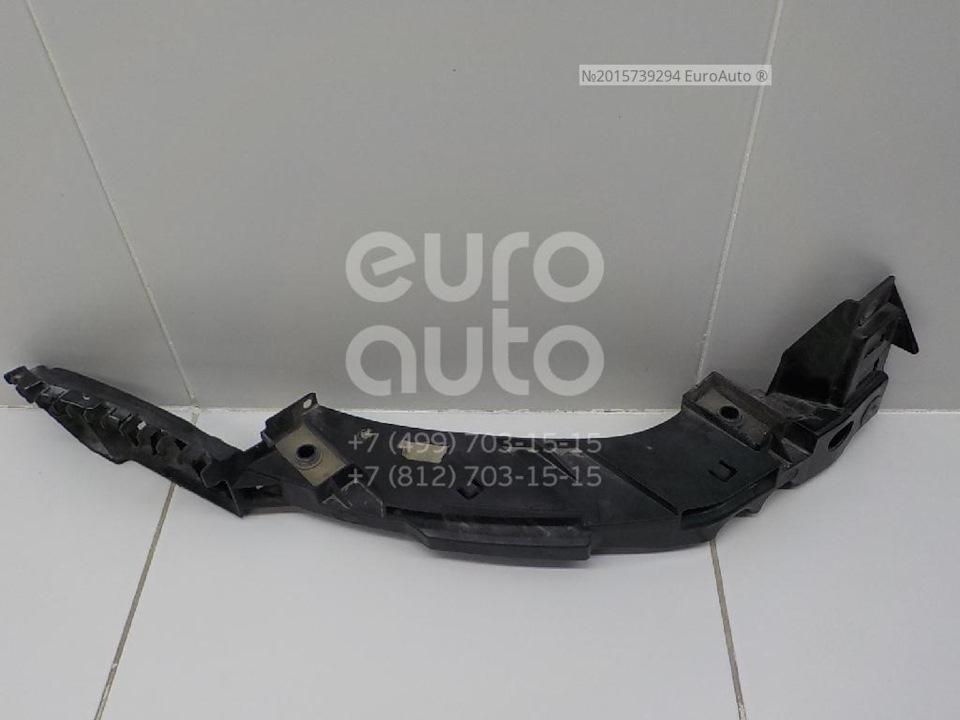 6RU805072A Кронштейн бампера правый VW: POLO SEDAN 11- VAG | Запчасти ...
