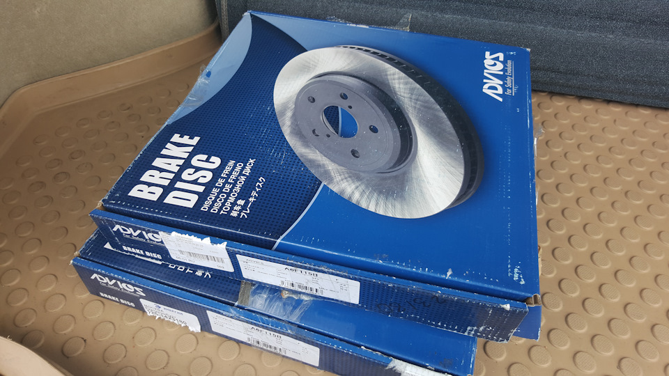 Замена передних тормозов — Lexus RX 400h (2G), 3,3 л, 2008 года | визит ...