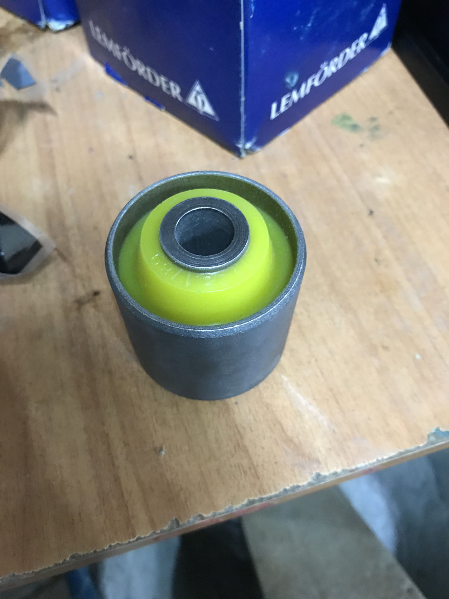 Сайлетблоки передних нижних и задних нижних рычагов Mercedes W140 S500 ...