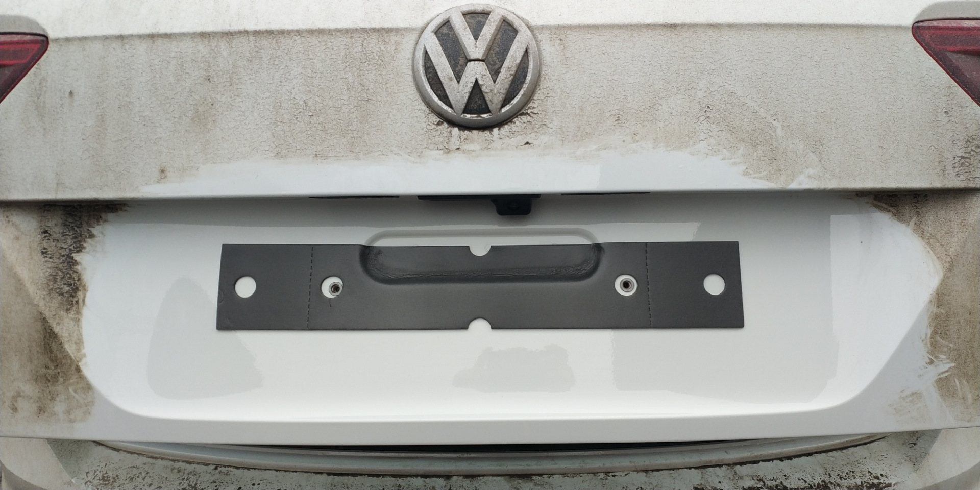 Рамки номерного знака VW 000071801BC — Volkswagen Tiguan (2G), 1,4 л ...