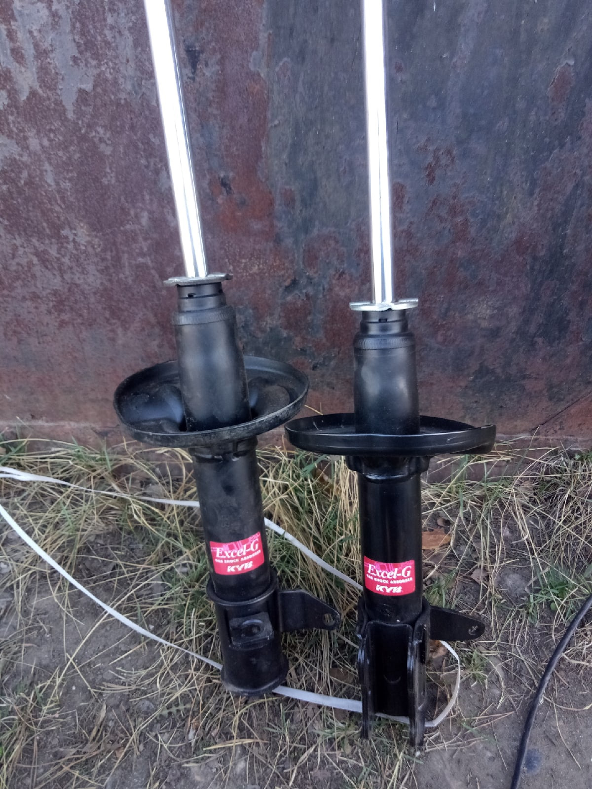 Замена задних стоик и пружин Mazda 323f/familiа — Mazda 323 VI, 1,8 л ...