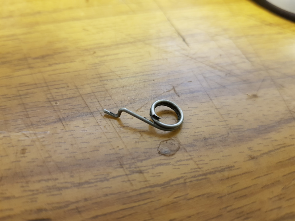 Замок двери задка — Lada Ларгус, 1,6 л, 2013 года | своими руками | DRIVE2