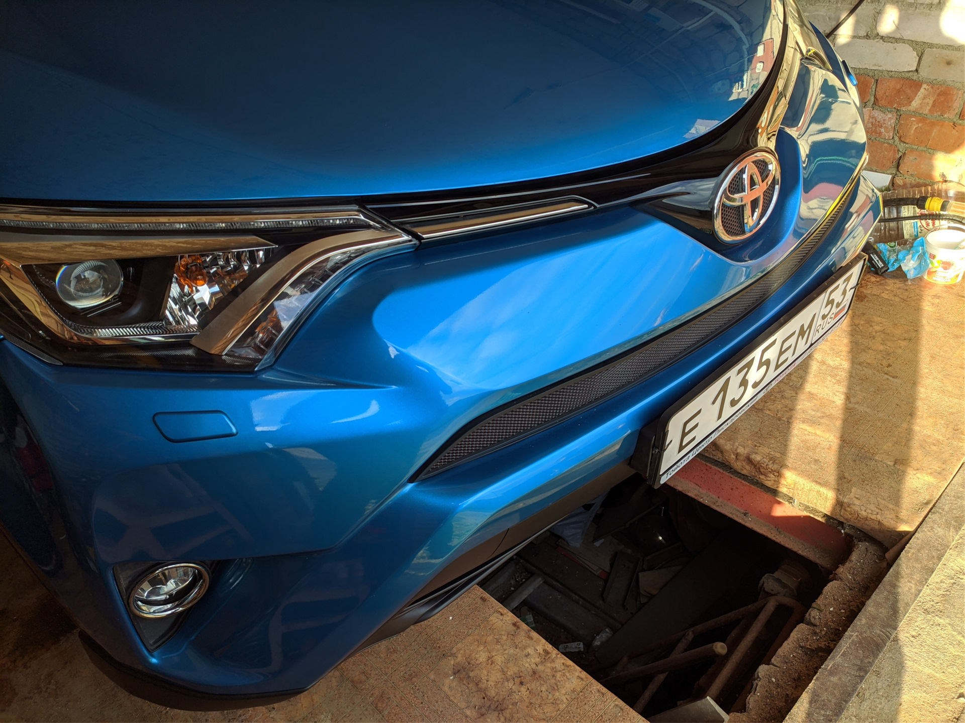 OEM Бампер USA и ПТФ от Lexus — Toyota RAV4 (IV), 2 л, 2015 года ...