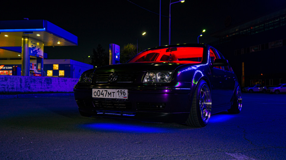 Night look — Volkswagen Jetta IV, 1,8 л, 2004 года | фотография | DRIVE2