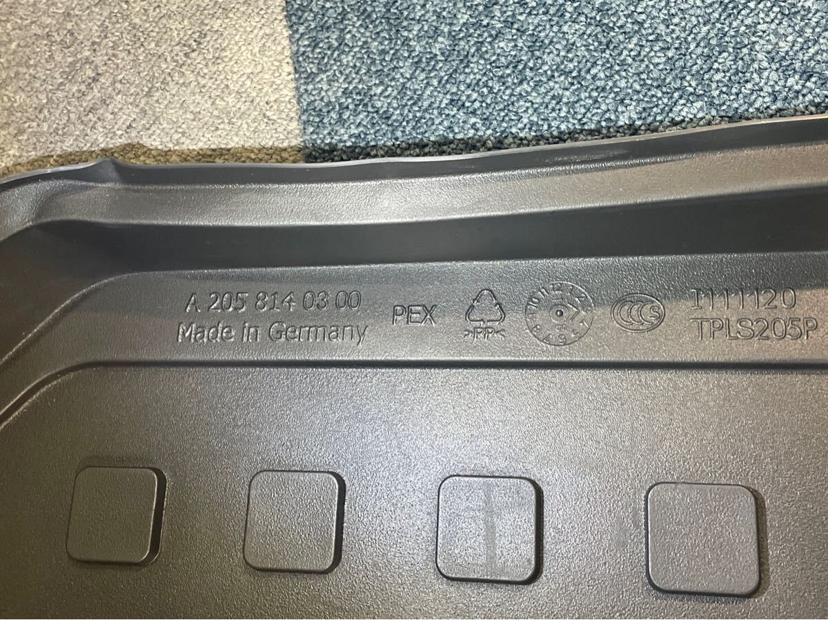 Водонепроницаемый поддон багажника A 2058140300 — Mercedes-Benz C-Class ...