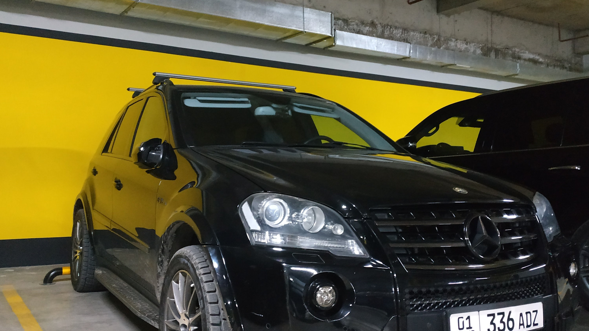 Mercedes-Benz ML 63 AMG (W164) 6.3 бензиновый 2010 | на DRIVE2