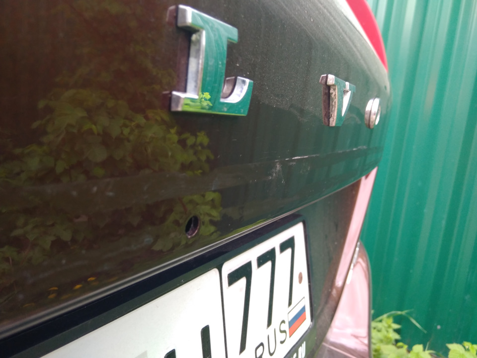 Замена молдинга двери багажника — Volvo XC60 (1G), 2,4 л, 2014 года ...