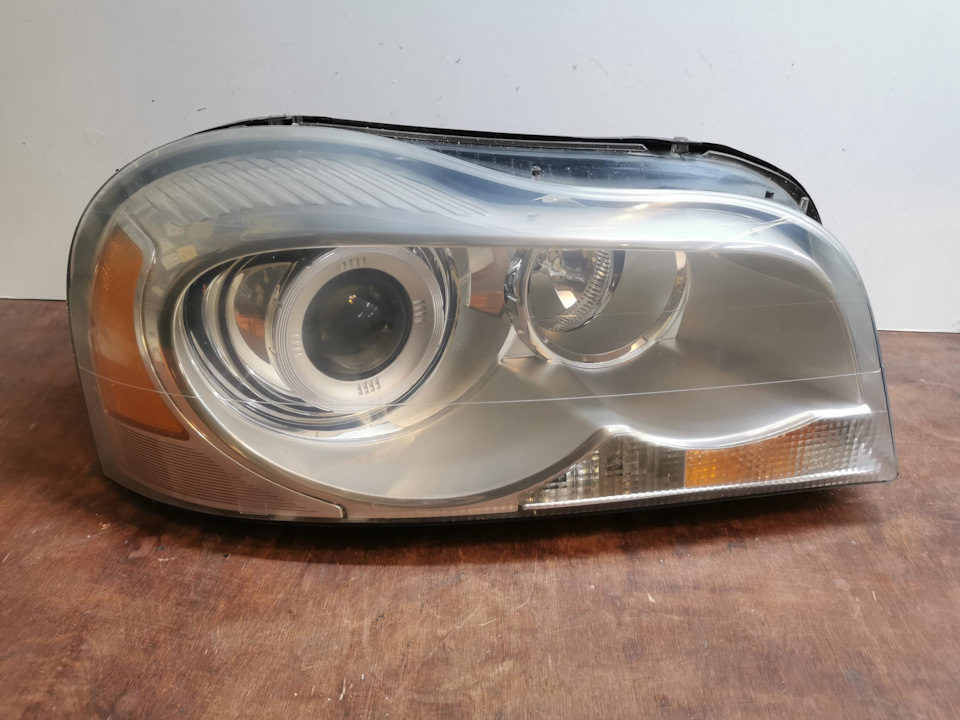 Matrix Bi-LED в Volvo XC90 — DRIVE2