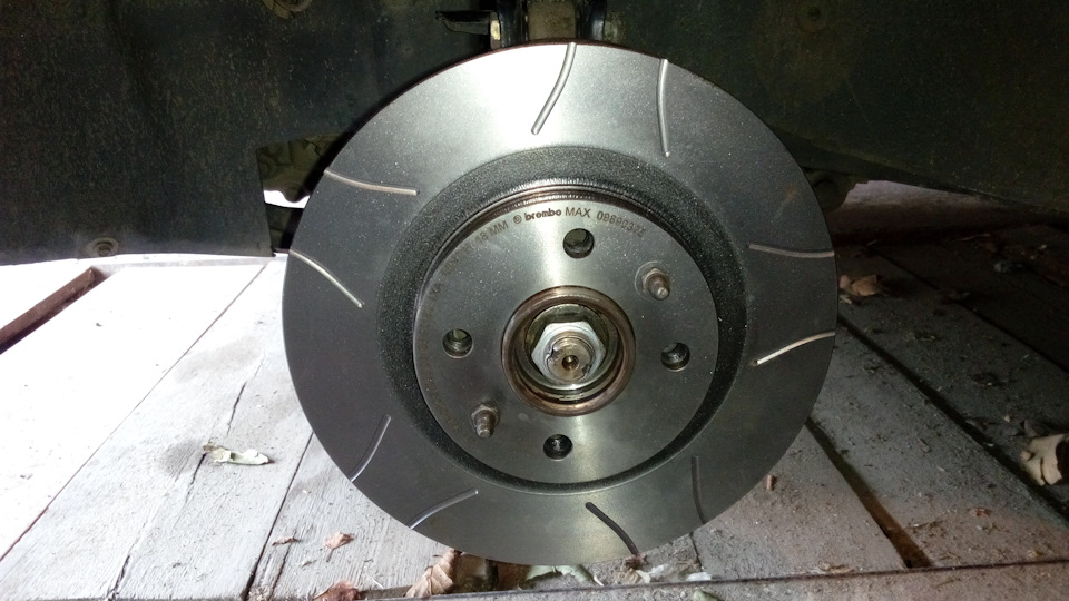 Тормозные диски Brembo 14" — Lada 21120, 1,5 л, 2002 года | плановое ТО ...