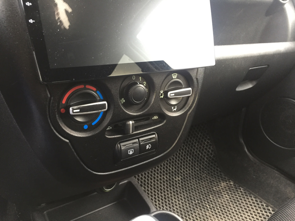 Переключатели печки от гранты fl — Lada Гранта (1G), 1,6 л, 2012 года ...