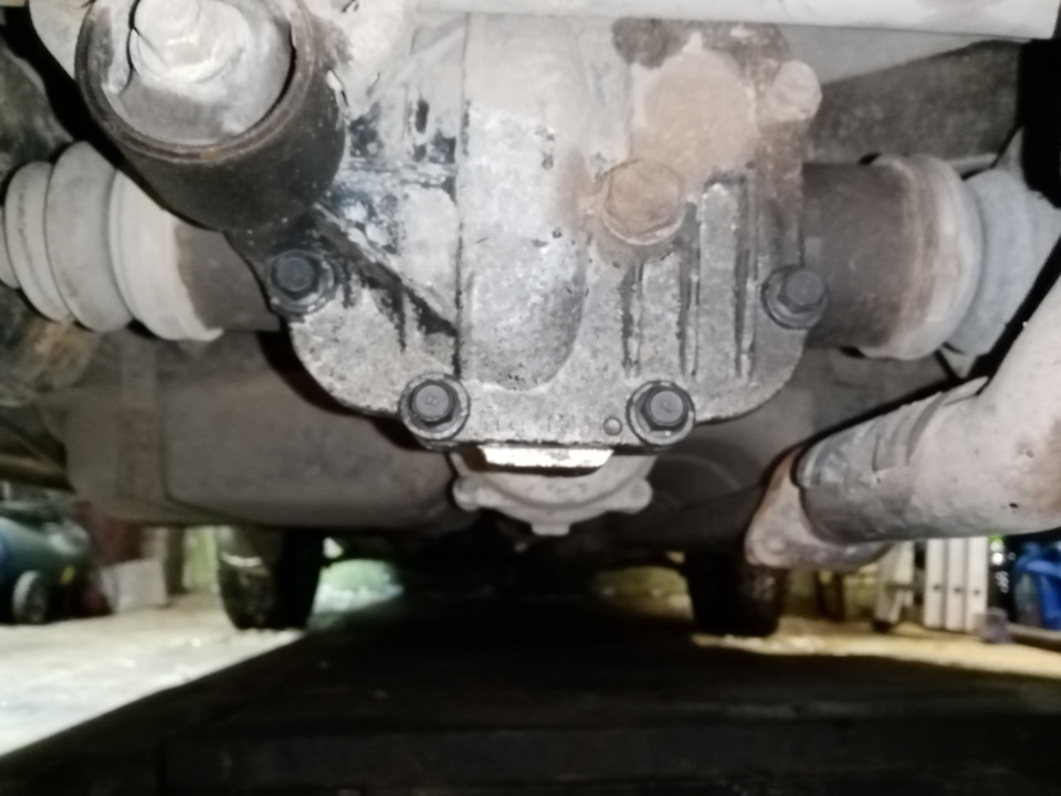Масло в заднем редукторе. — Hyundai Tucson (JM), 2,7 л, 2005 года ...