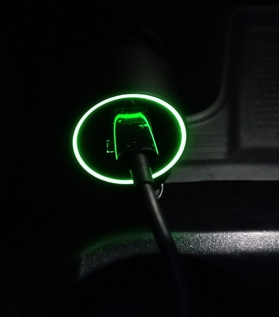 Xiaomi Car Charger 100W черный (CC07ZM) (USB-A + Type-C) — Lada Vesta ...
