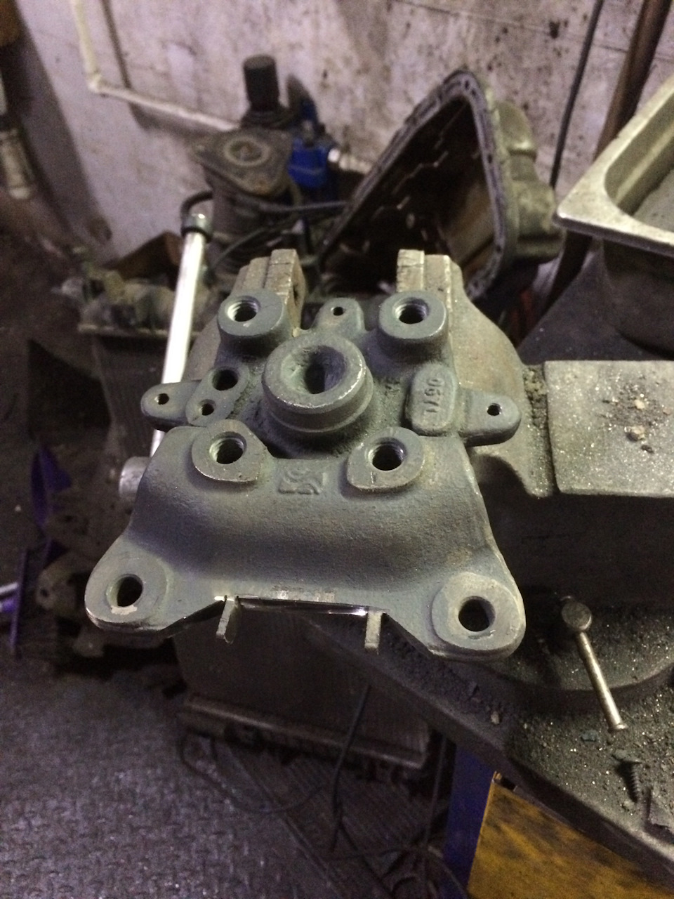 Установка задних дисковых тормозов — Opel Corsa D, 1,4 л, 2008 года ...