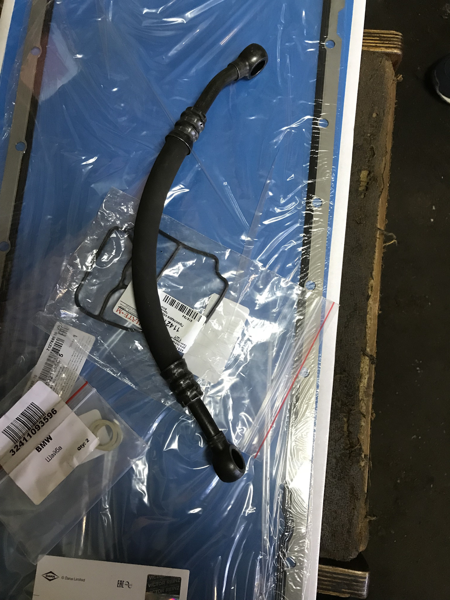 Замена прокладки впускного (навёл марафет) — BMW 5 series (E39), 2 л ...