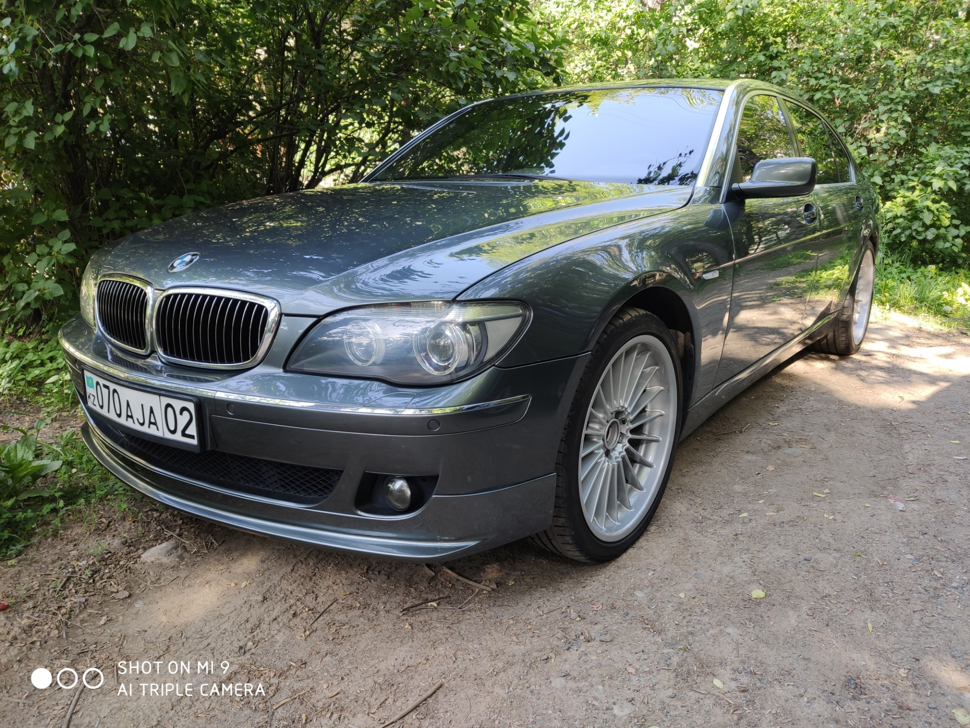 Покраска и установка губы — BMW 7 series (E65/E66), 4,8 л, 2005 года ...