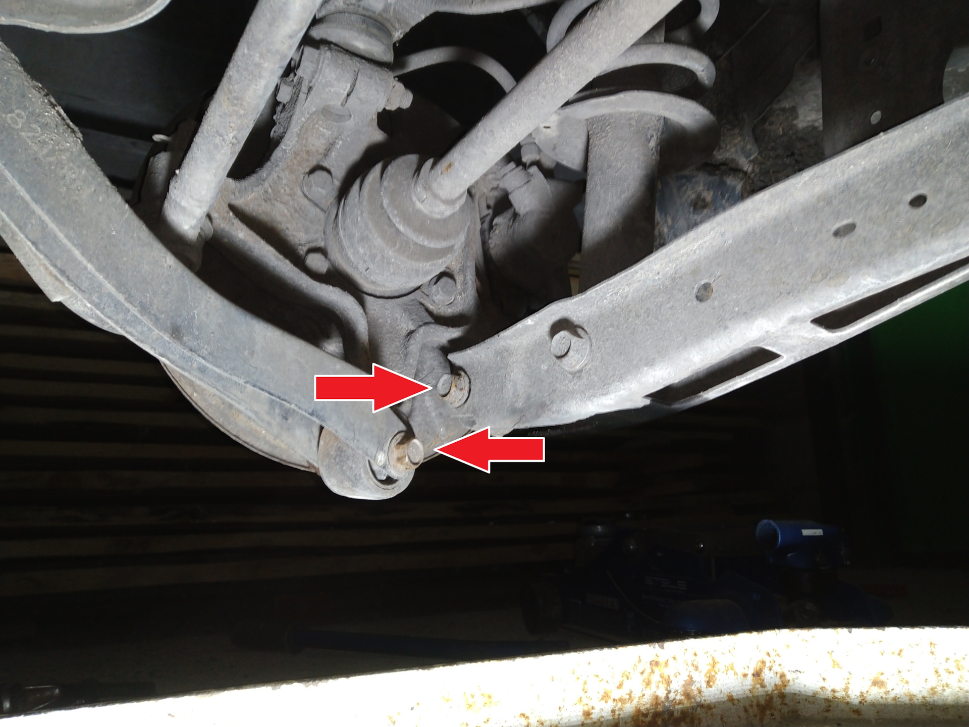 Замена сальника заднего редуктора — Subaru Impreza (GE, GH), 1,5 л ...