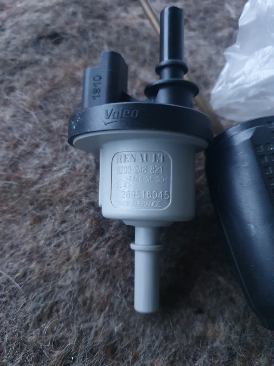 269516045 Клапан электромагнитный renault logan ii 2014> RENAULT ...