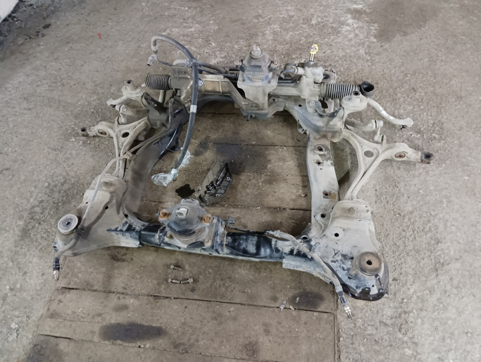 Задний сальник колена — Honda Accord (7G), 2,4 л, 2007 года | запчасти ...