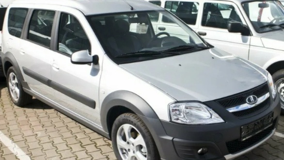 Lada Largus Cross 1.6 бензиновый 2019 | на DRIVE2