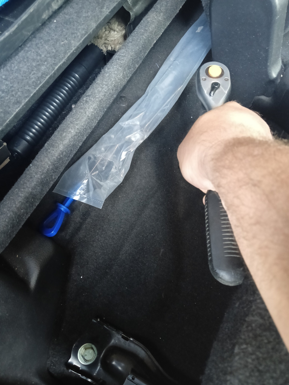 Топливный фильтр — Nissan X-Trail III (t32), 2 л, 2019 года | своими ...