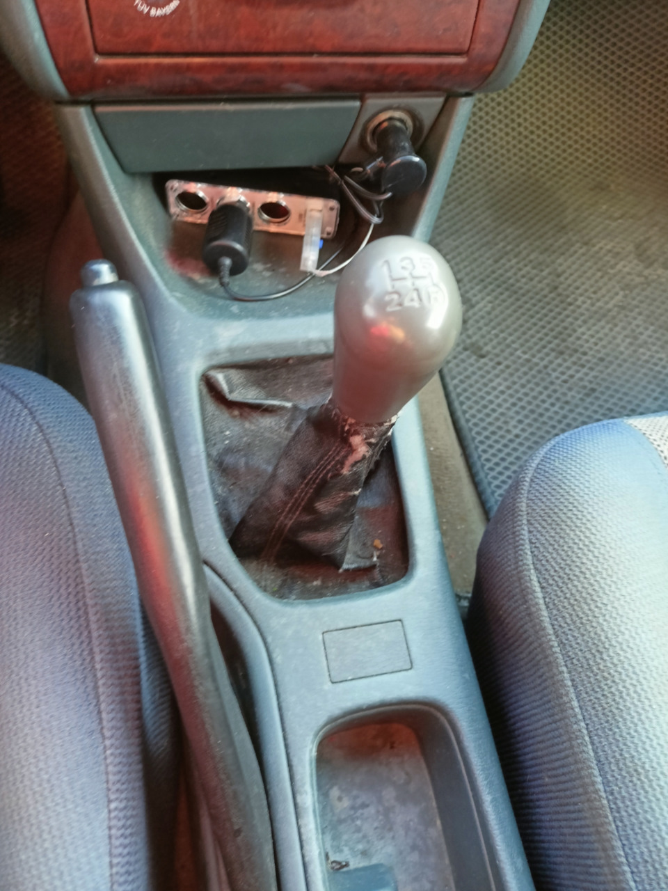 Обновление чехла ручки кпп — Toyota Avensis I, 1,8 л, 1997 года ...