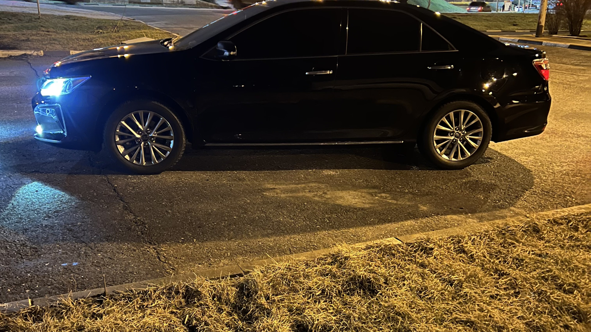 Toyota Camry (XV50) 3.5 бензиновый 2015 | 3.5 на DRIVE2