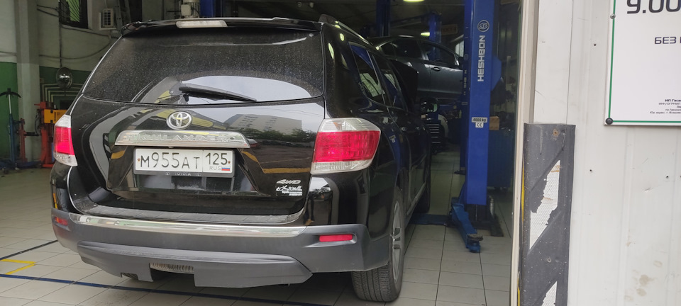 Замена: Топливный фильтр, масла в заднем дифференциале, раздаточной ...