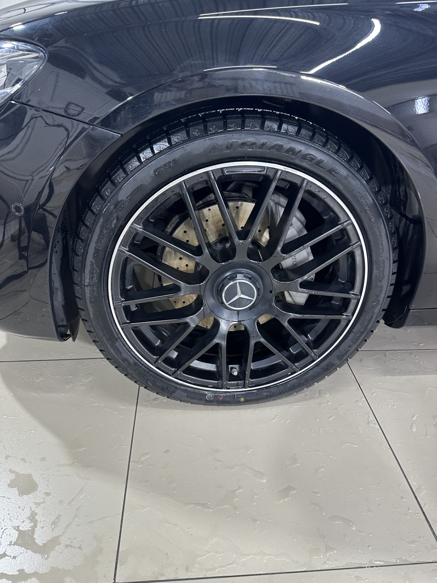 Новая зимняя резина r20 — Mercedes-Benz E-Class (W213), 2 л, 2019 года ...