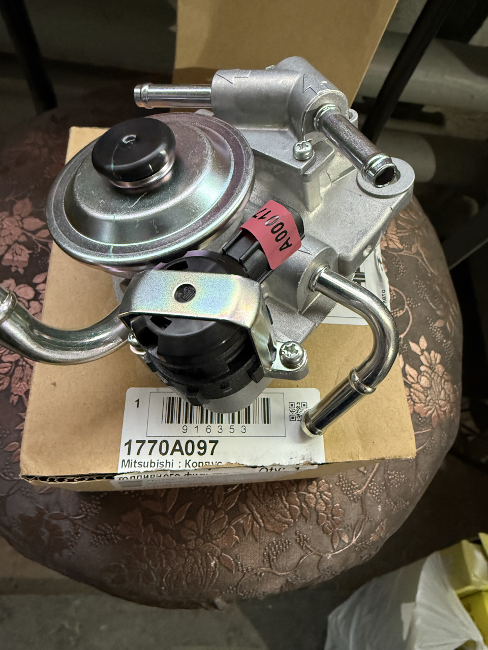 топливный фильтр, сепаратор и кнопки руля — Mitsubishi Pajero (4G), 3,2 ...