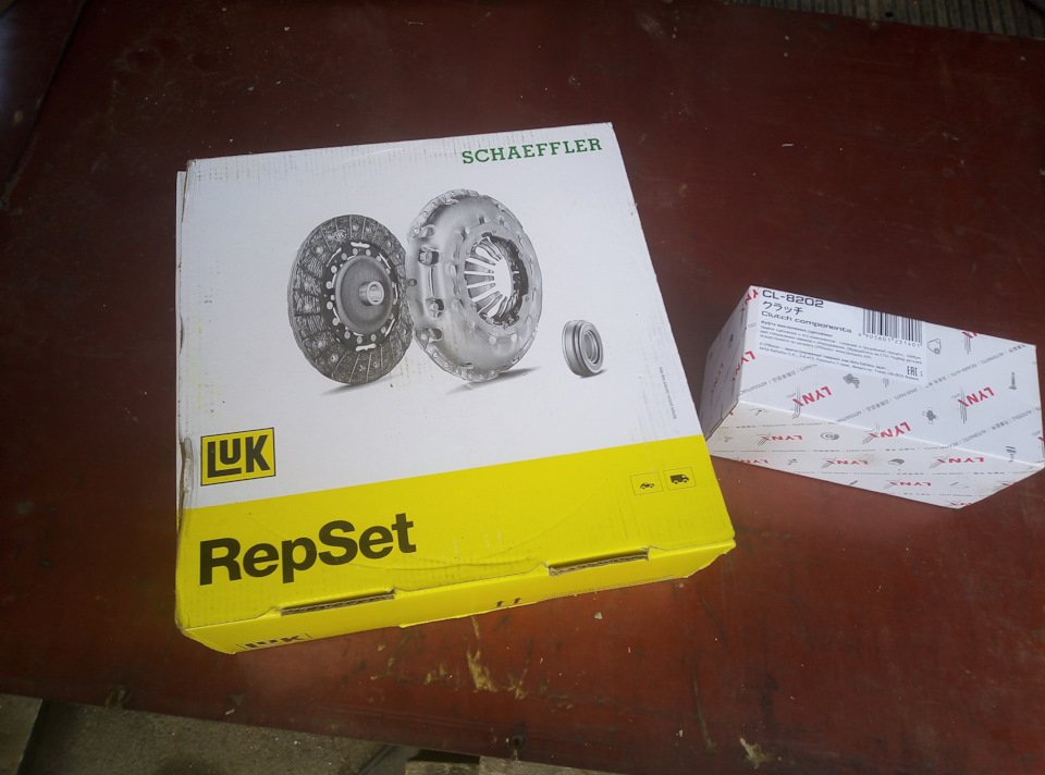 Замена сцепления — Ford Transit (7G), 2,4 л, 2007 года | визит на ...