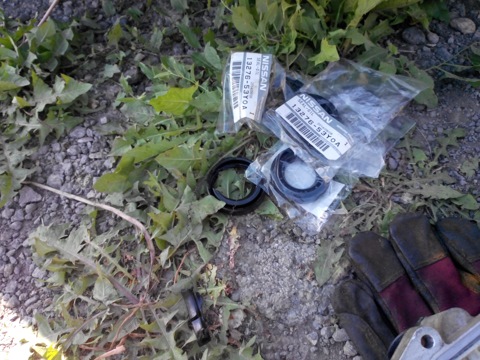 1327653Y0A Сальник NISSAN INFINITI | Запчасти на DRIVE2