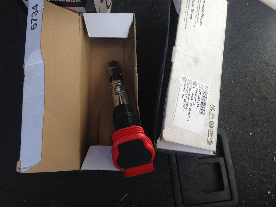 077905115T Катушка зажигания / AUDI A-4,6,8, Allroad (8 цилиндров) 01 ...