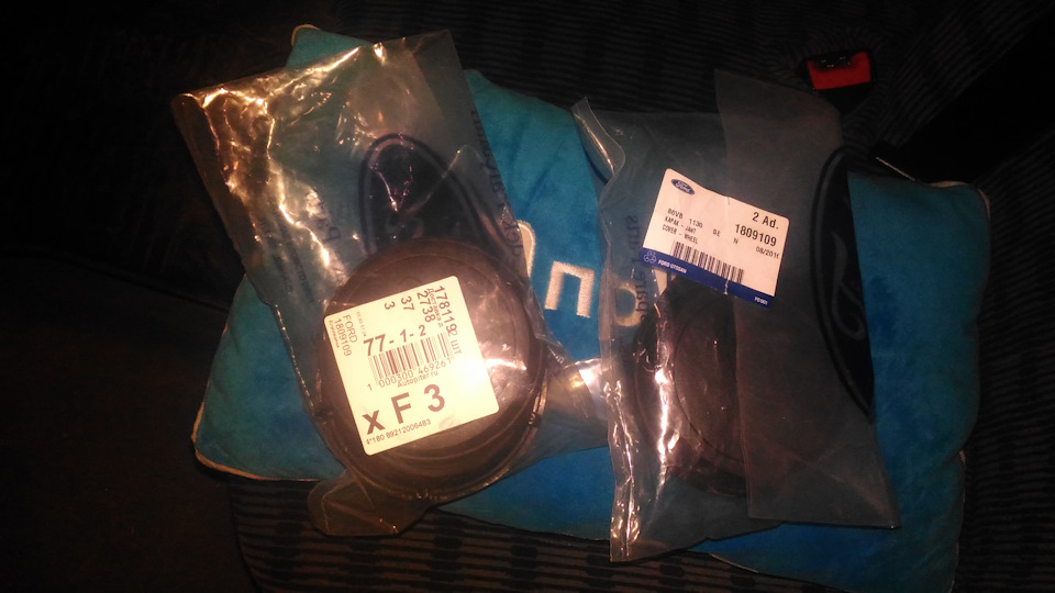 Колпачки — Ford Transit (7G), 2,2 л, 2010 года | запчасти | DRIVE2