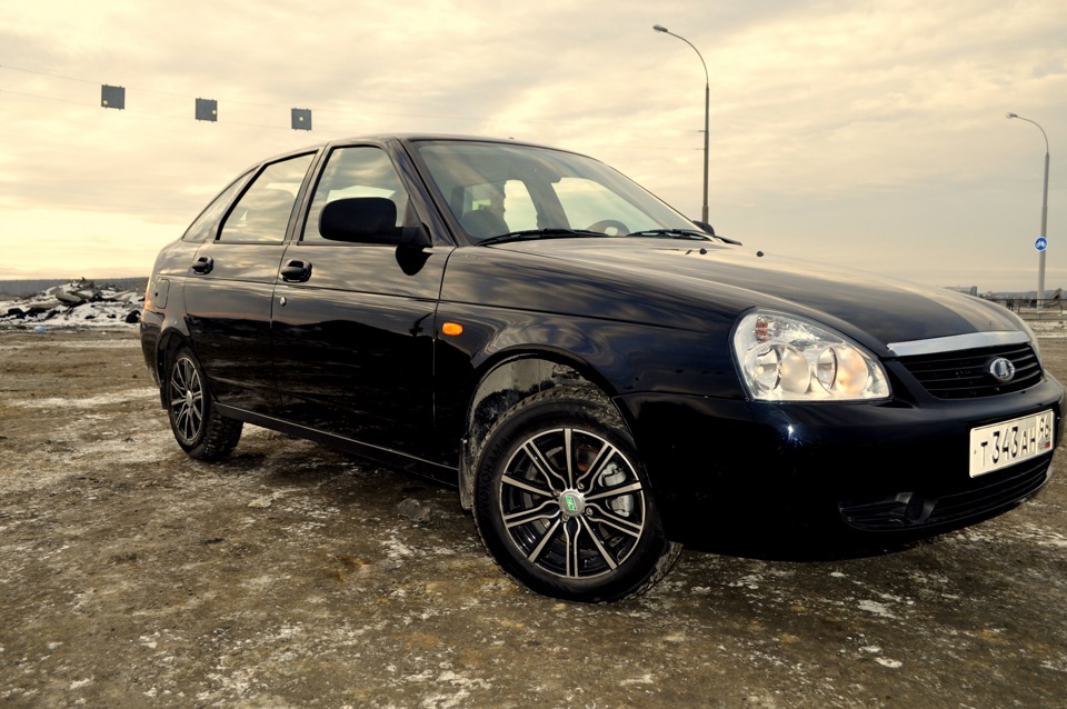 литье — Lada Приора хэтчбек, 1,6 л, 2011 года | колёсные диски | DRIVE2