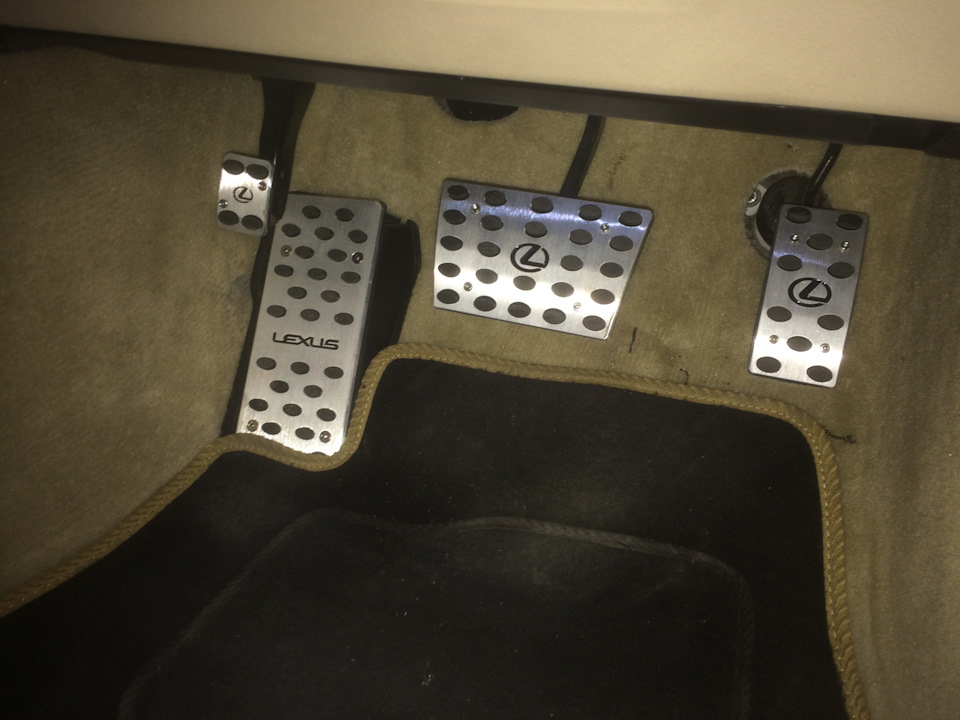 Приятные мелочи — Lexus IS II, 2,5 л, 2006 года | стайлинг | DRIVE2