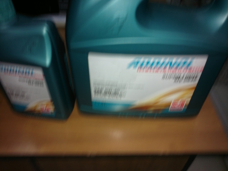 Сменил масло в двигателе Addinol 5w-40 — Volkswagen Jetta V, 1,6 л ...