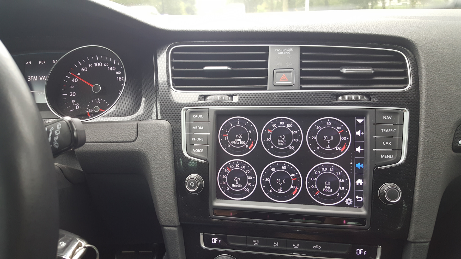 Testdriving the Torque theme — Volkswagen Golf GTE Mk7, 1,4 л, 2016 ...