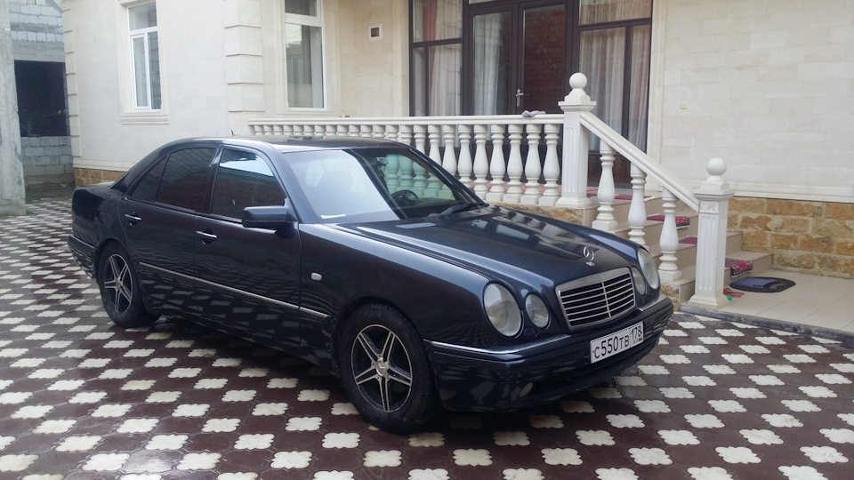 Технические данные MERCEDES-BENZ E-CLASS (W210) E 320 (210.065 ...