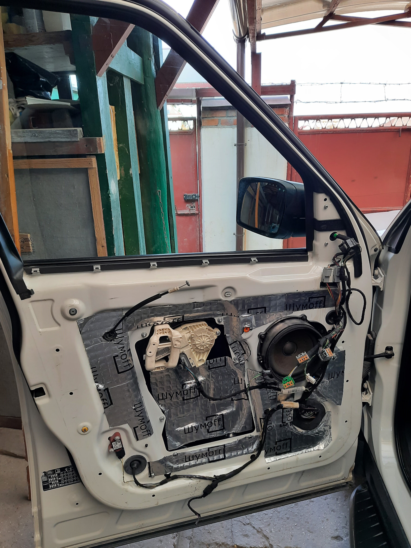 Как прокинуть проводку в переднюю дверь RRS L320 — Сообщество «Range ...