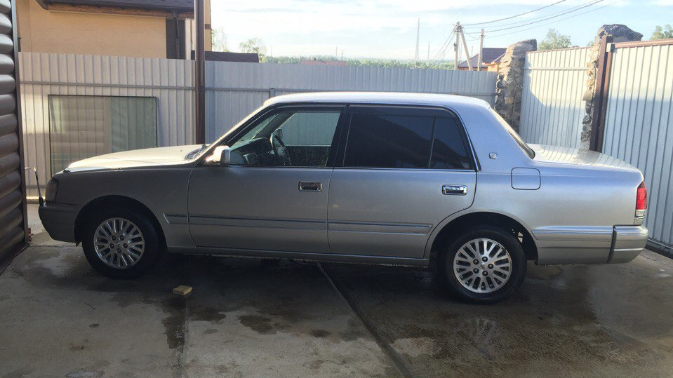 Toyota Crown Comfort 2.0 бензиновый 2003 | на DRIVE2