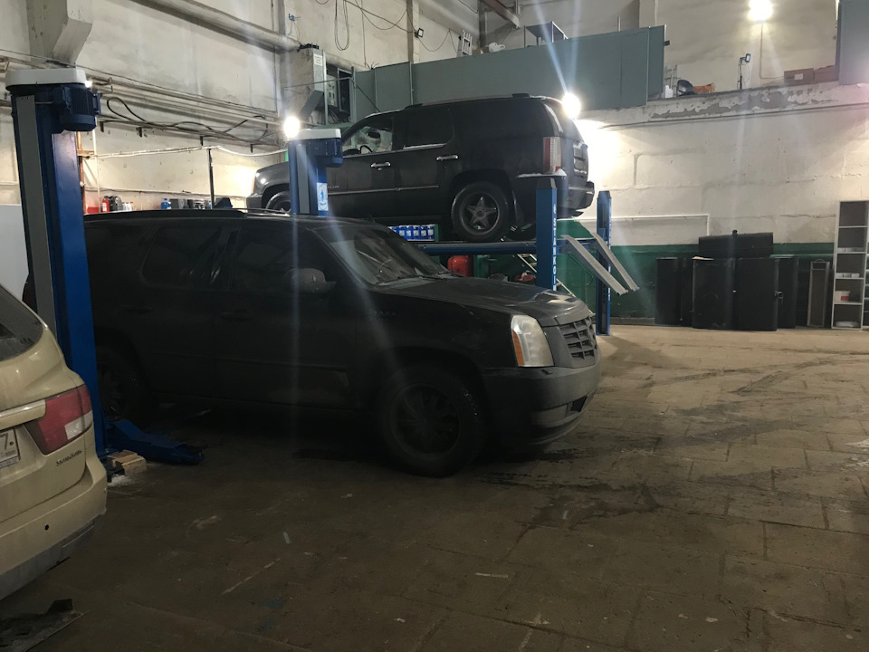 Посетил Speed Shop Moscow — пыльник шруса и масляный фильтр — Cadillac ...