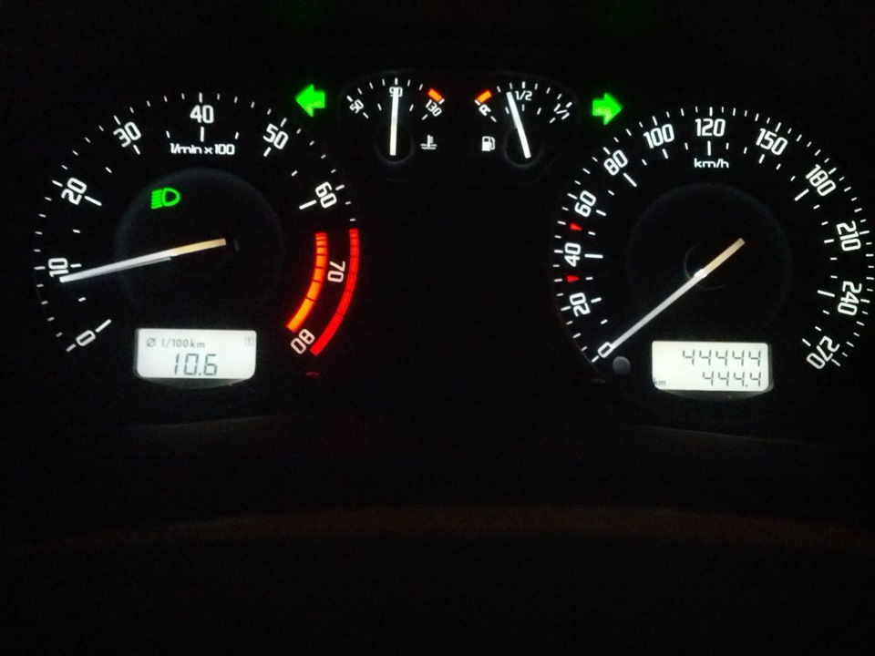 444444444 — Skoda Superb Mk1, 1,8 л, 2007 года | наблюдение | DRIVE2