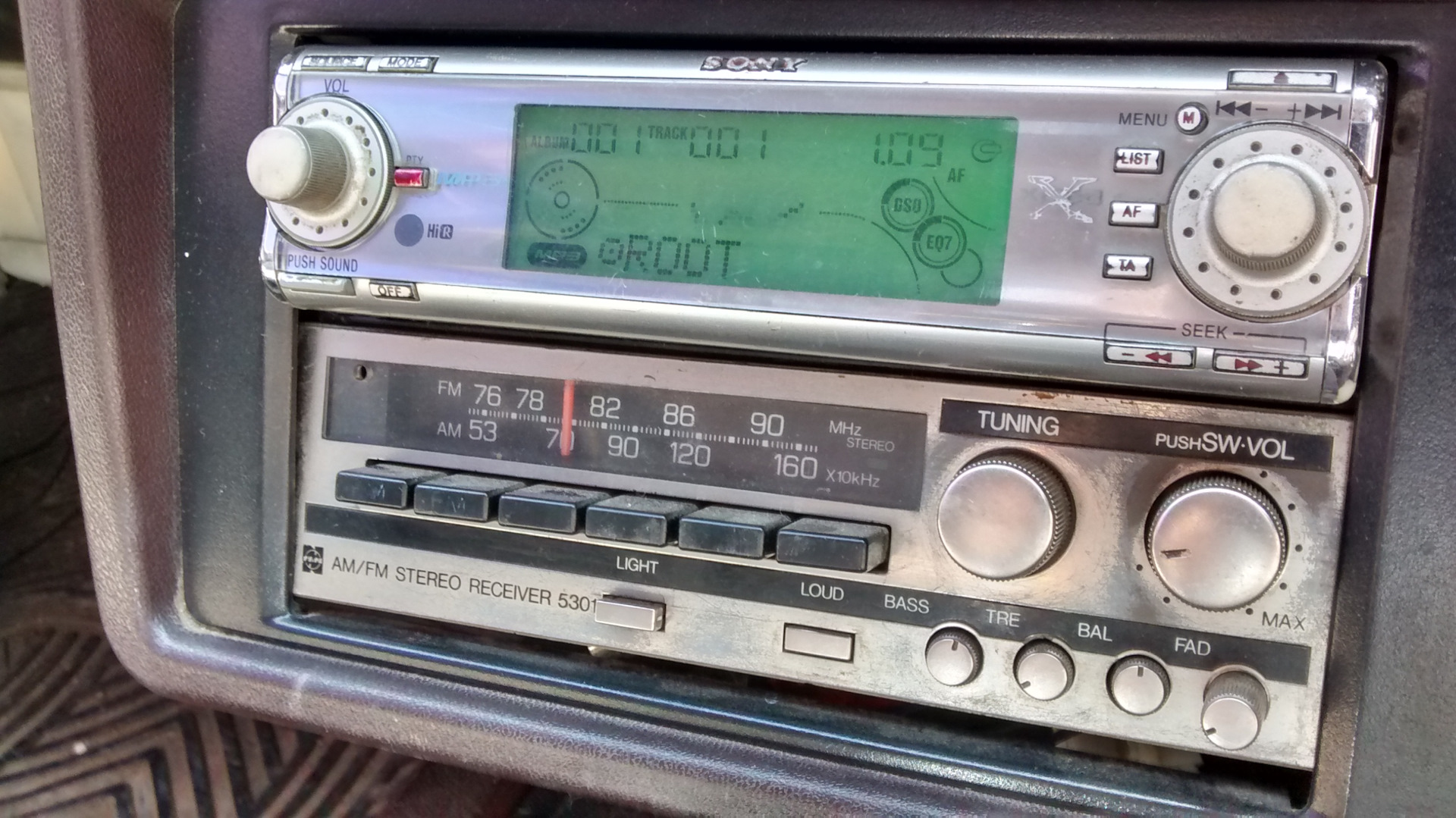 Первый шаг к звуку. It's a SONY! Часть №1 — Toyota Mark II (60), 2 л ...