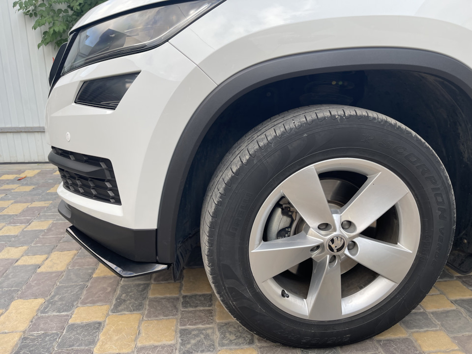 Диффузор губа кодиак — Skoda Kodiaq (1G), 1,4 л, 2021 года | стайлинг ...