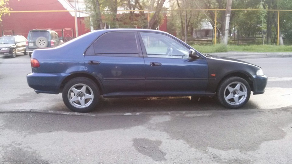 Honda Civic (5G) 1.5 бензиновый 1993 | D15B2 на DRIVE2