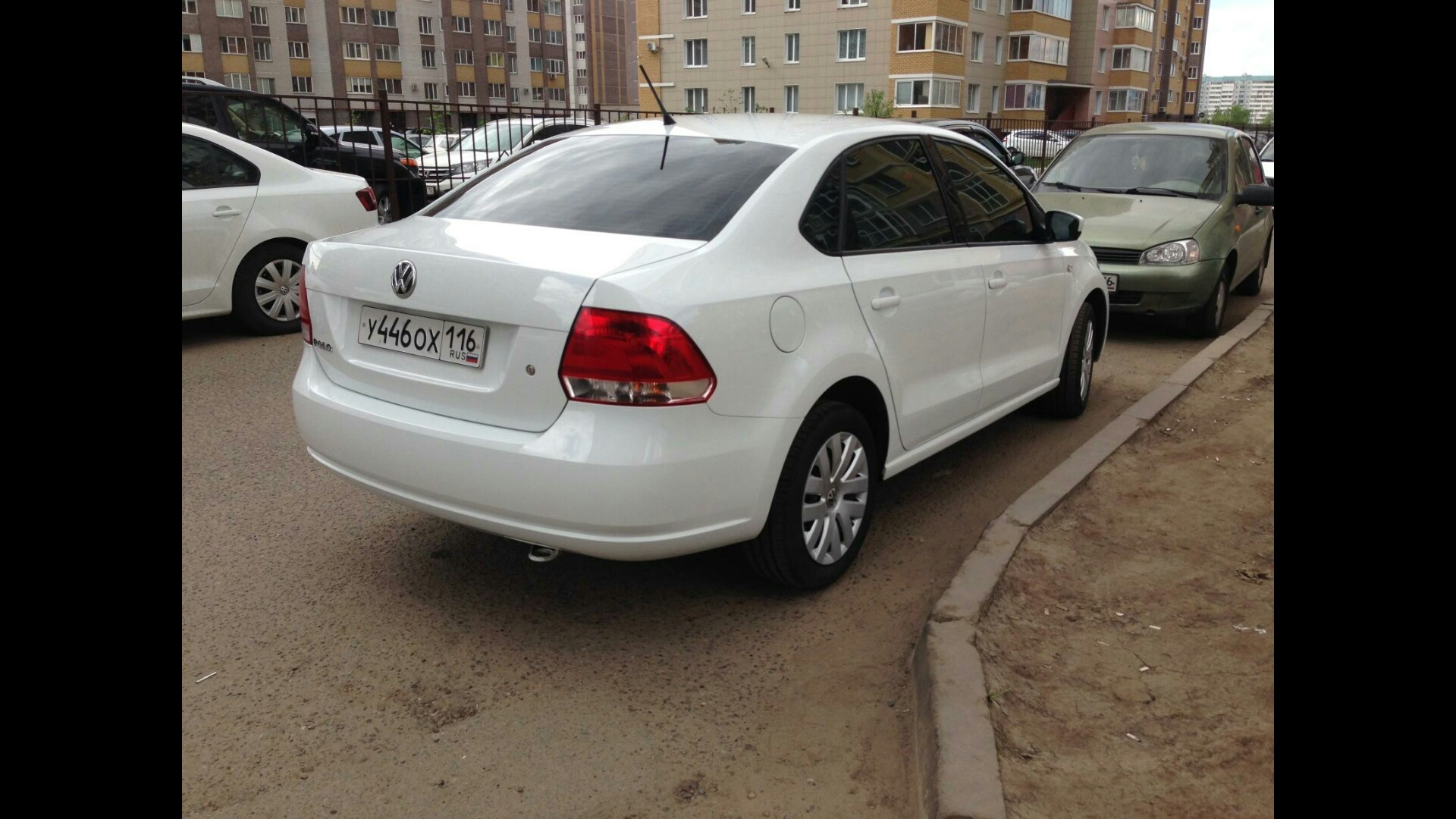 Volkswagen Polo Sedan 1.6 бензиновый 2014 | на DRIVE2