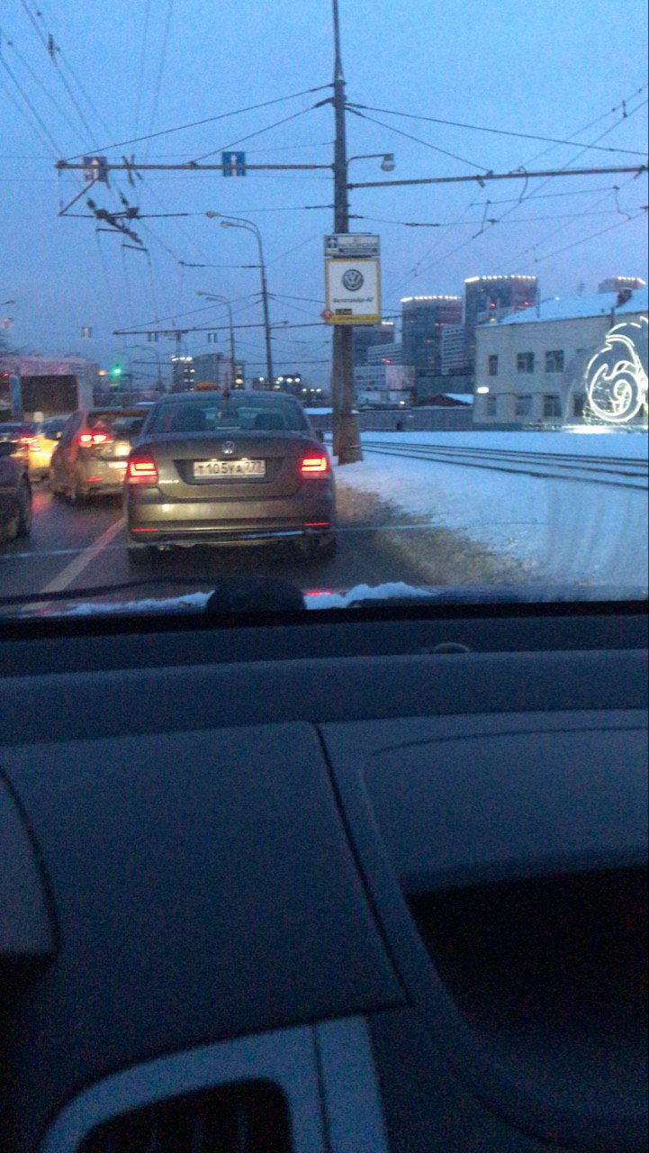 Лобовое стекло и зеркало боковое правое. — KIA Cerato Koup (1G), 1,6 л ...